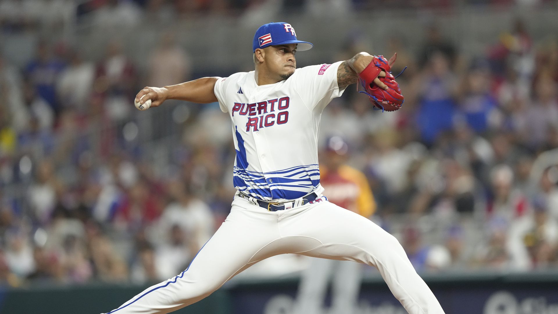 All Around the Americas with Fernando Cruz