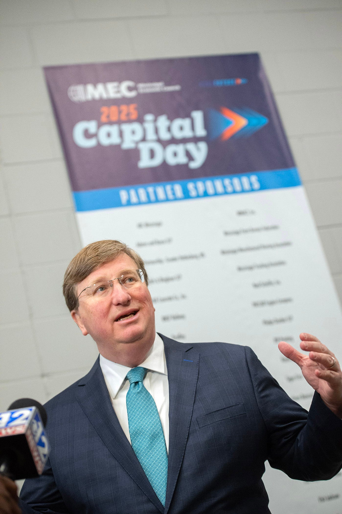 Meridian lands $10 billion Compass Datacenters project, Gov. Reeves ...