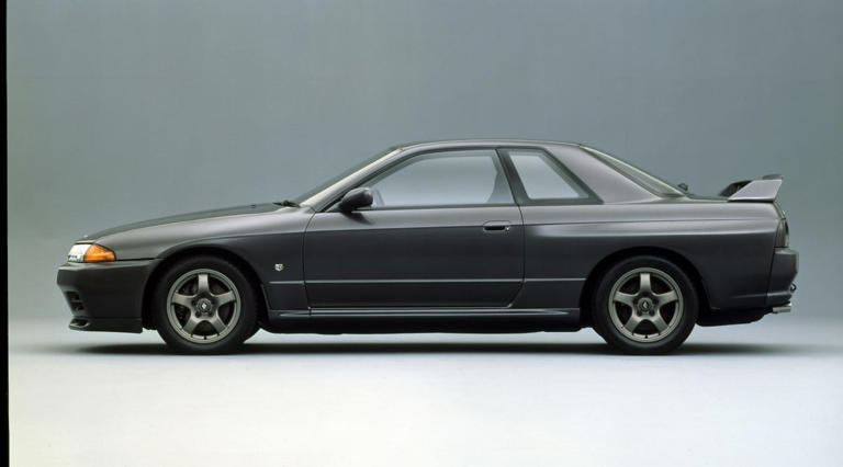 Nissan's Electric R32 Skyline GT-R Conversion Is About Future-Proofing ...