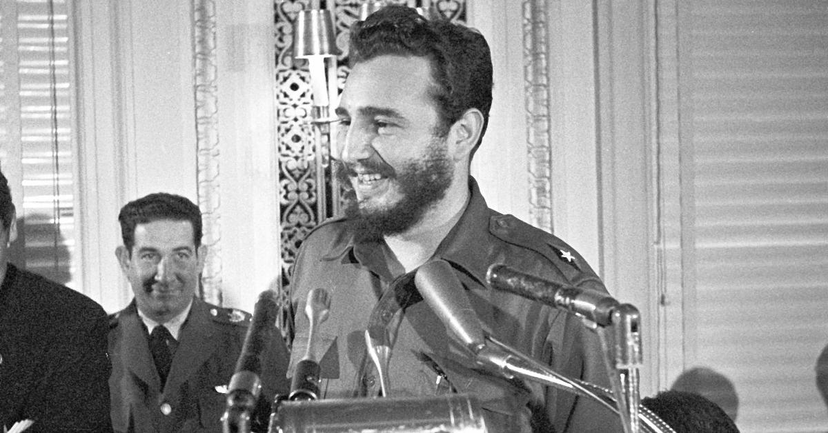 Is Justin Trudeau the Son of Fidel Castro? This Is One out of Pocket ...