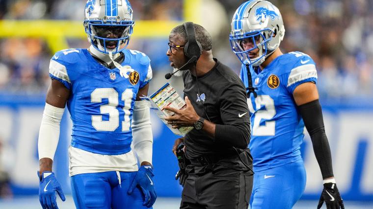 Lions defensive coordinator Aaron Glenn rejects head coaching interview ...