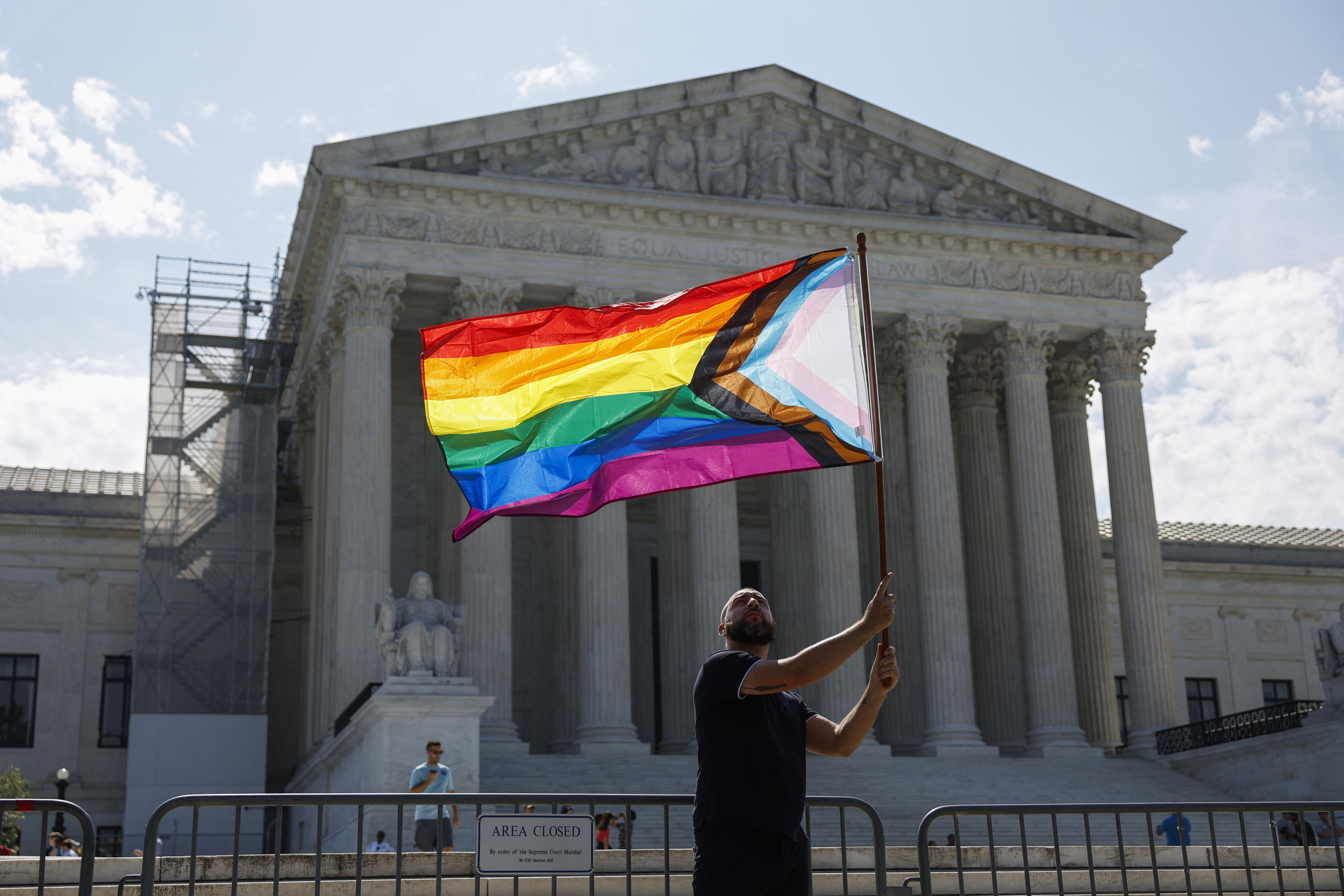 New Republican Measure Aims to Get Supreme Court to End Same-Sex Marriage