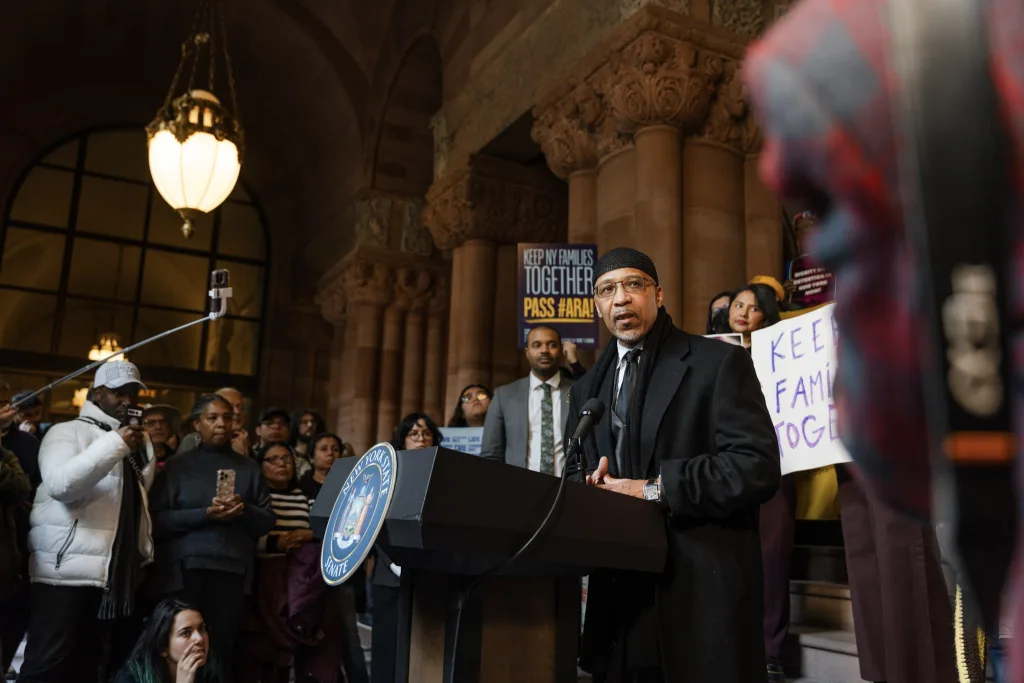 Hundreds Rally in Albany Against Mass Deportation
