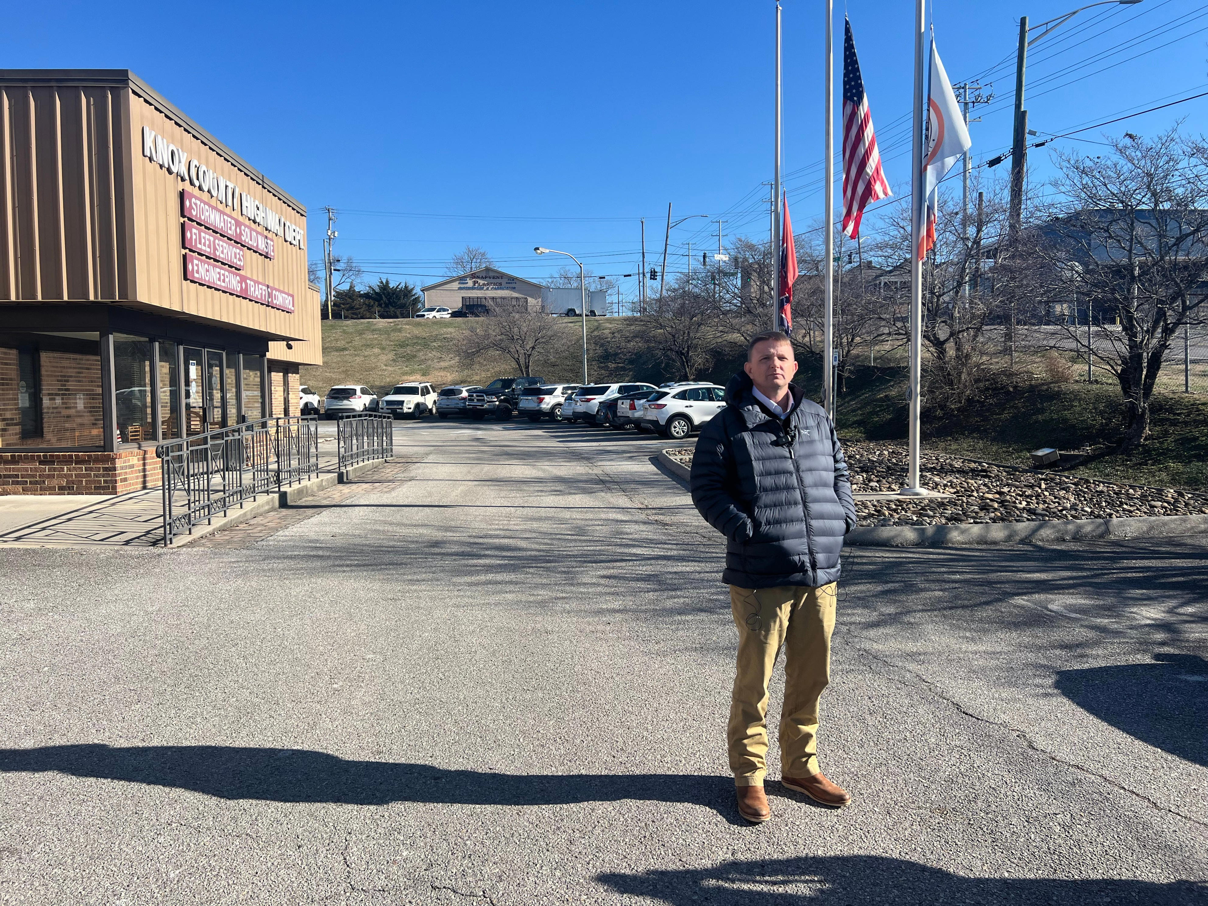 State, city, county work to prepare roads for ice and snow ahead of ...