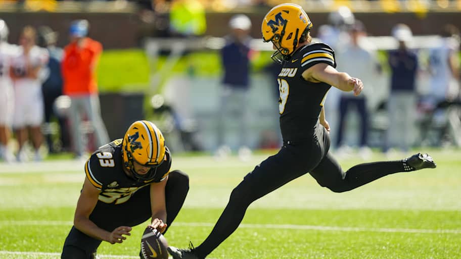 Mizzou Kicker Blake Craig Earns National Recognition for Bowl Performance