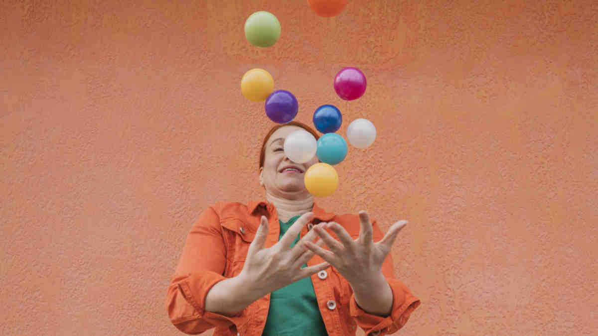 ASX Lunch Wrap: ASX wobbles despite mining gains, and Goldman warns of ...