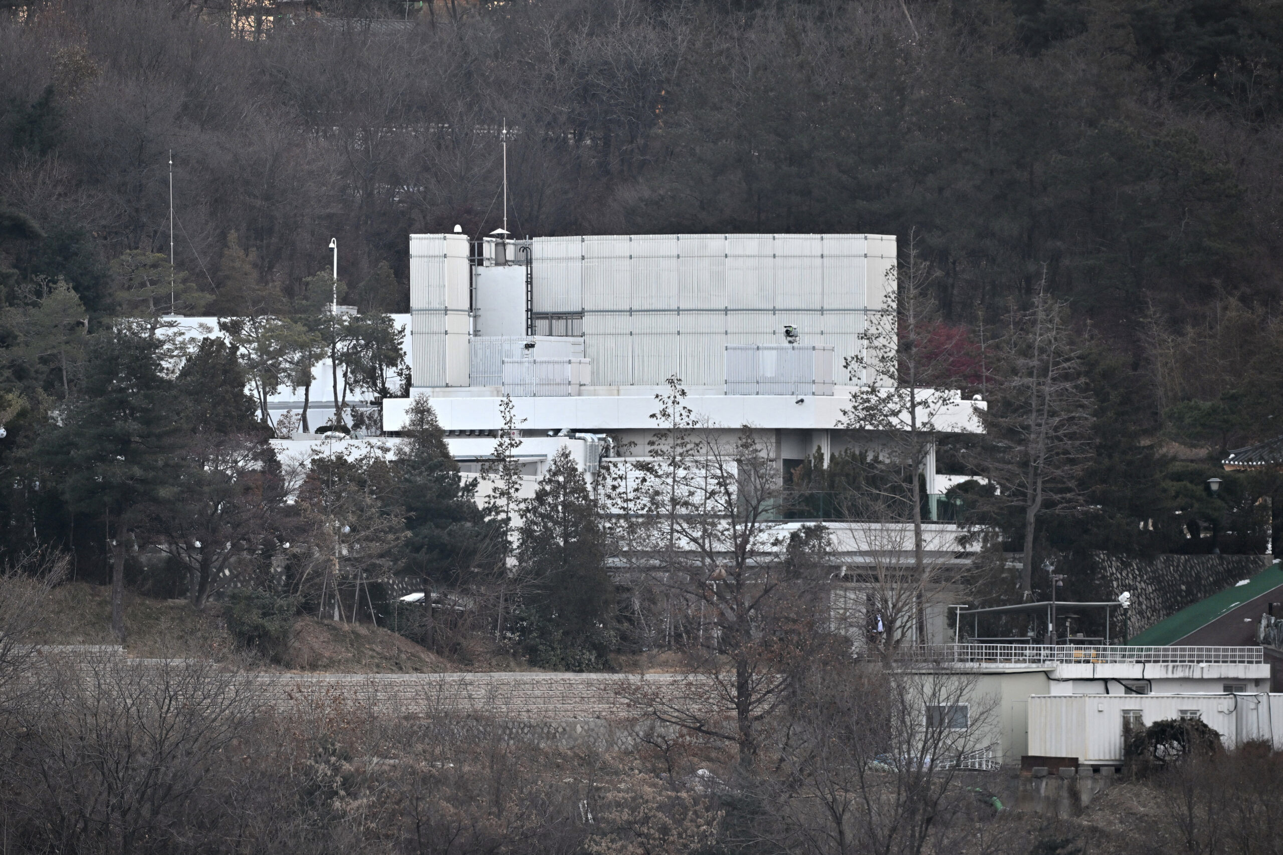S. Korea presidential security chief urges ‘no bloodshed’ in Yoon arrest S. Korea presidential security chief urges ‘no bloodshed’ in Yoon arrest
