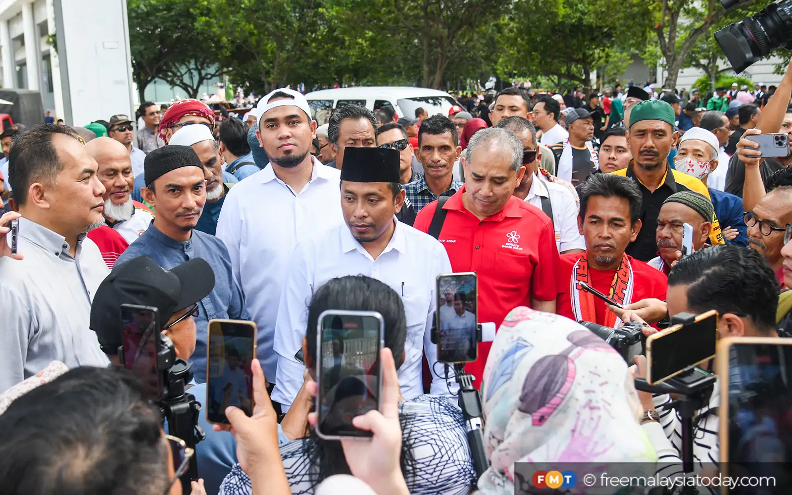 ‘Opportunist’ PAS a poor role model for Islamic parties, says Mujahid
