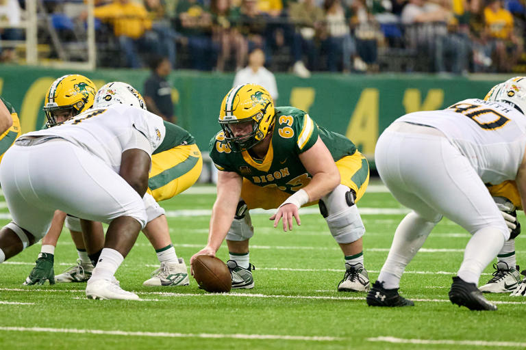 MSU adds C Trent Fraley, son of Lions coach, plus RB Cam Edwards