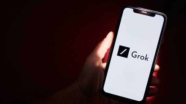 Grok AI iOS app launched with real-time information, image generation ...