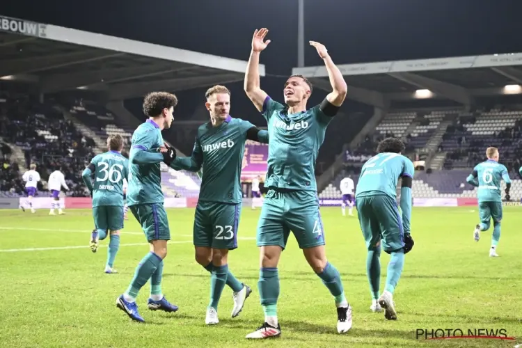 Déjà sur le départ d'Anderlecht, un an après son arrivée ? Deux clubs vont faire une offre pour ...