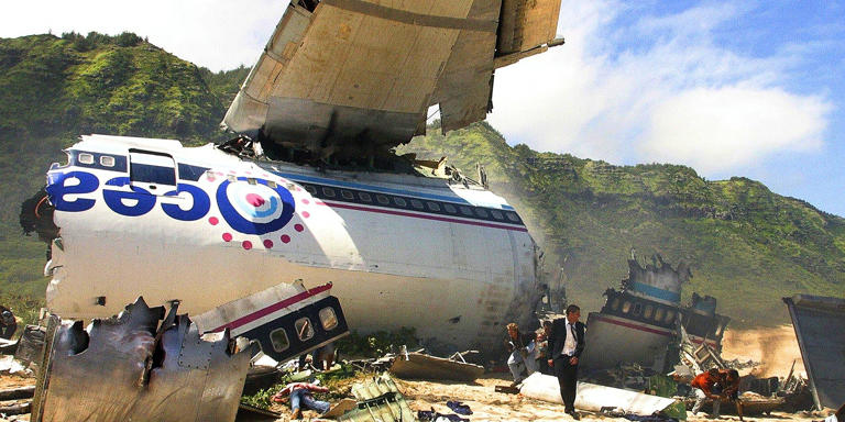 The Difference Between Lost Season 1 and the Rest of the Series Is Its ...