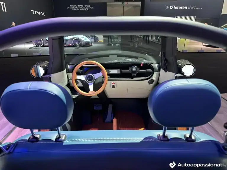 Ecco la Microlino Spider, la microcar senza portiere e senza tetto