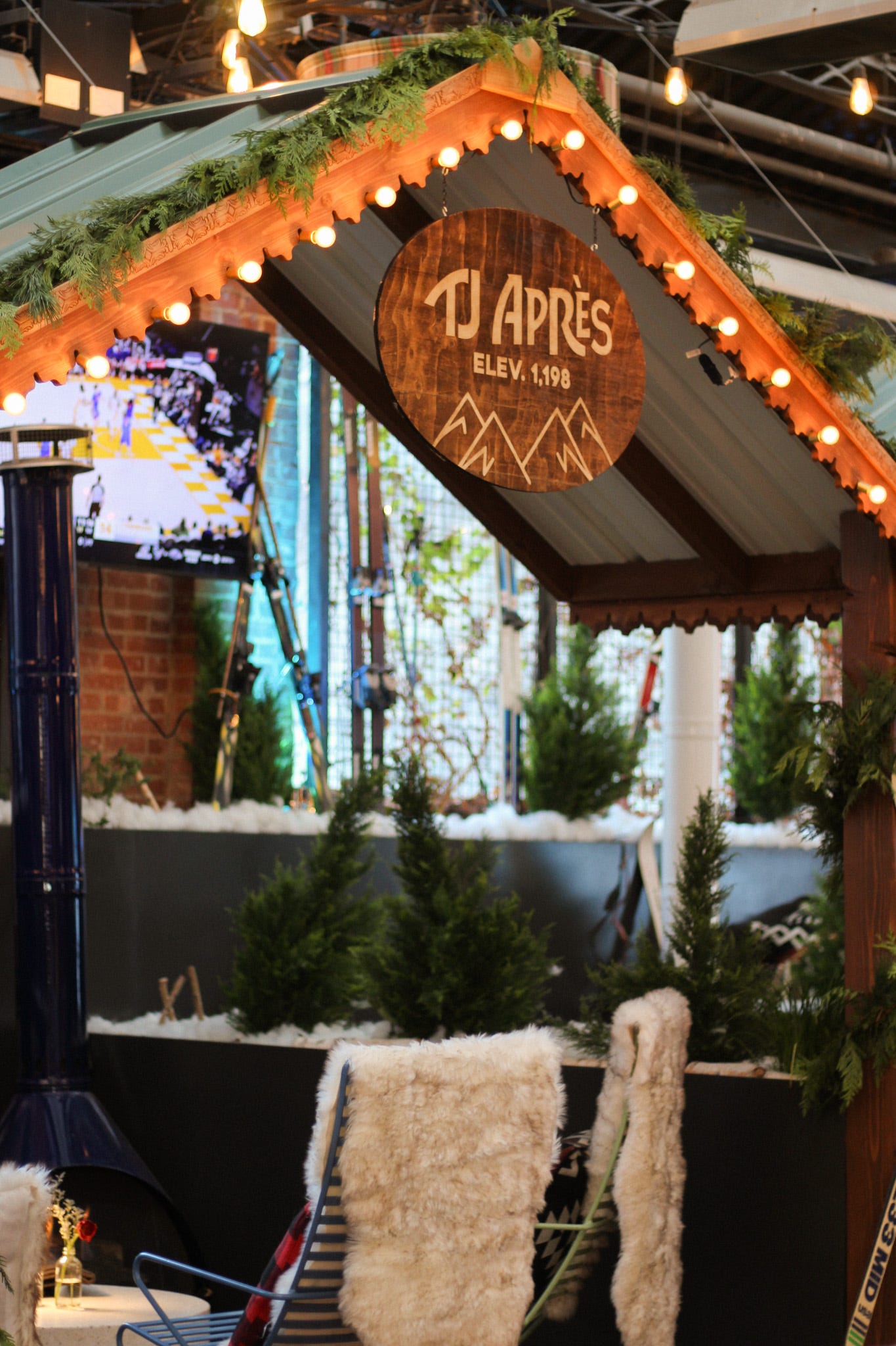 The lift is open: TJ Apres has returned at The Jones Assembly. What you ...