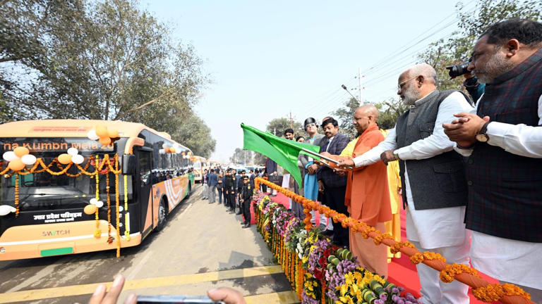 Maha Kumbh 2025: CM Yogi Adityanath Flags Off 100 New Buses To Enhance Transport Facilities For ...