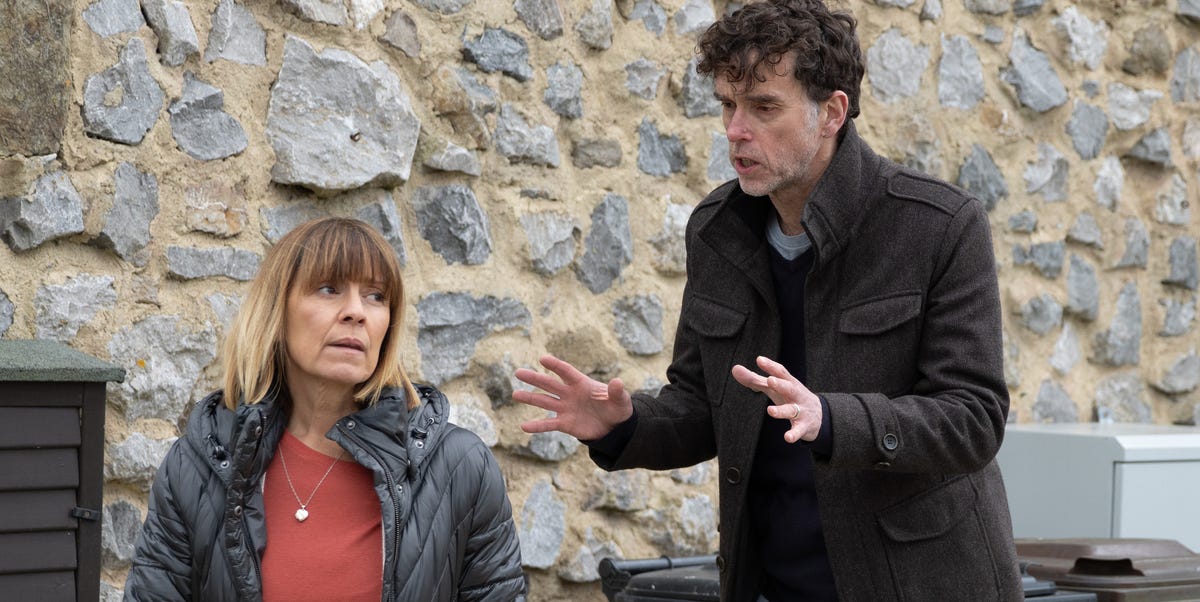 Emmerdale's Rhona gets nasty surprise in missing April story