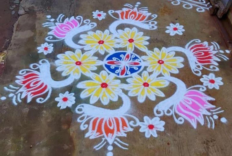 Pongal Pulli Kolam Designs 2025: 5 easy patterns for festivals