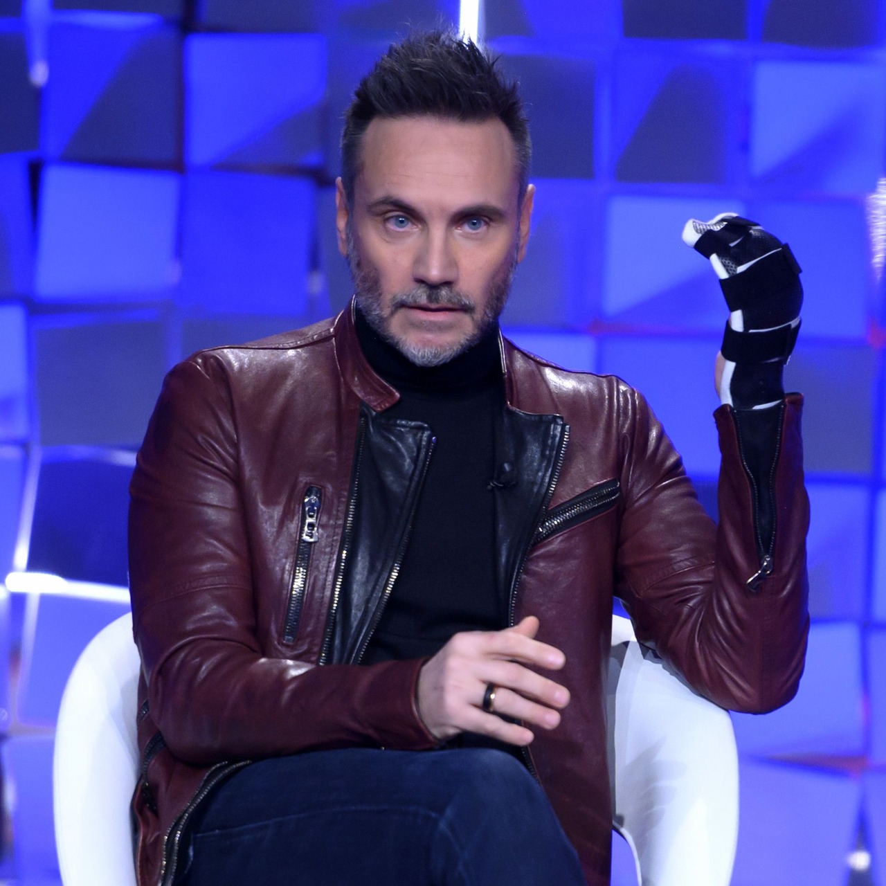 Nek torna con “Dalla Strada al Palco”, chi è il cantante? Età, altezza ...