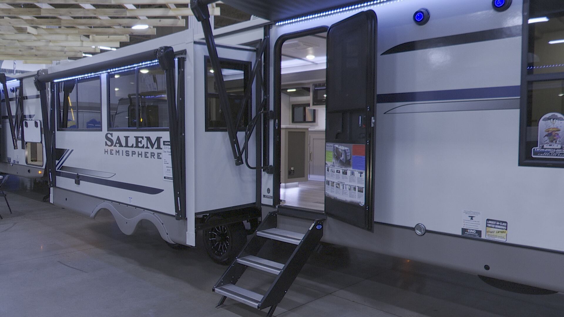 Camping World hosting Greater Wisconsin RV Expo this weekend in Rothschild