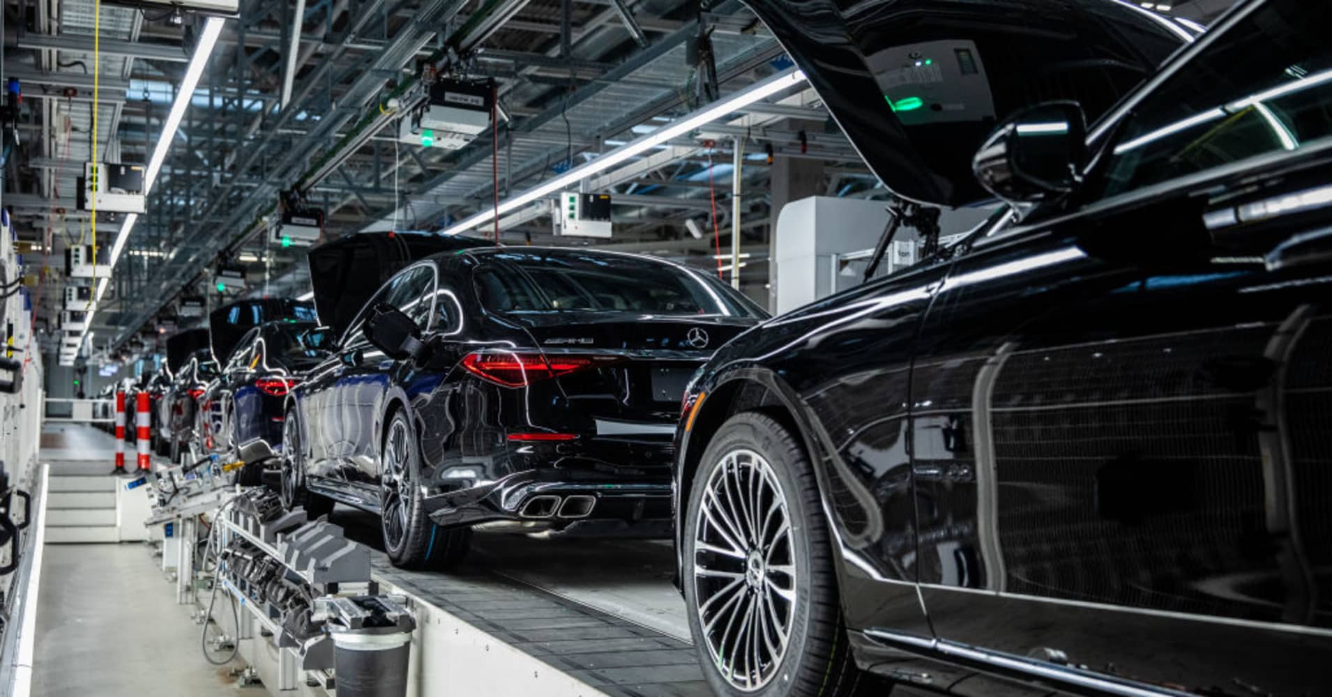 Auto giants face some painful choices in the race to avoid hefty ...