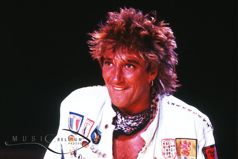 Born on January 10: Rod Stewart, a living legend of rock, ennobled ...