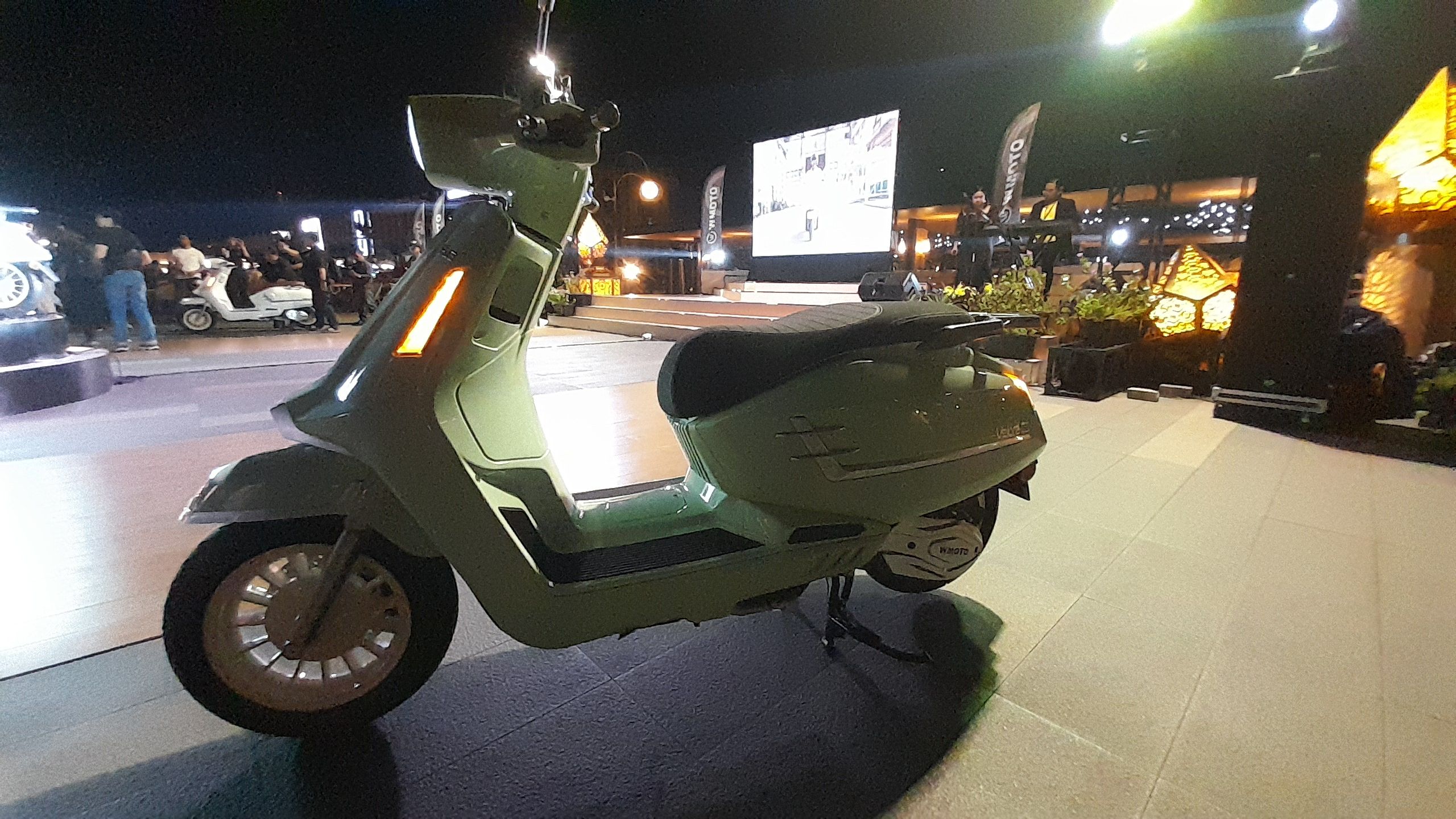 WMoto Velora 150 cc Resmi Mengaspal, Harga di Bawah Jauh Vespa