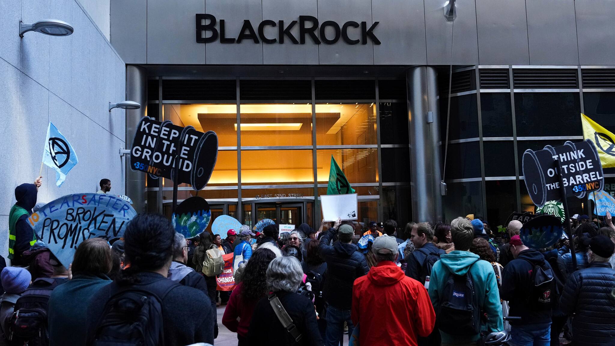 Blackrock kehrt Klimaschutz den Rücken: Eine fatale Botschaft für die Welt