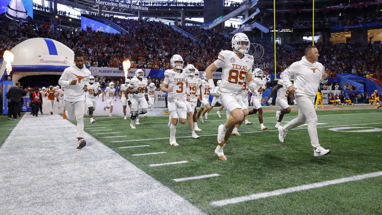 How to watch No. 5 Texas vs. No. 8 Ohio State: Game time, TV, live streaming, and more