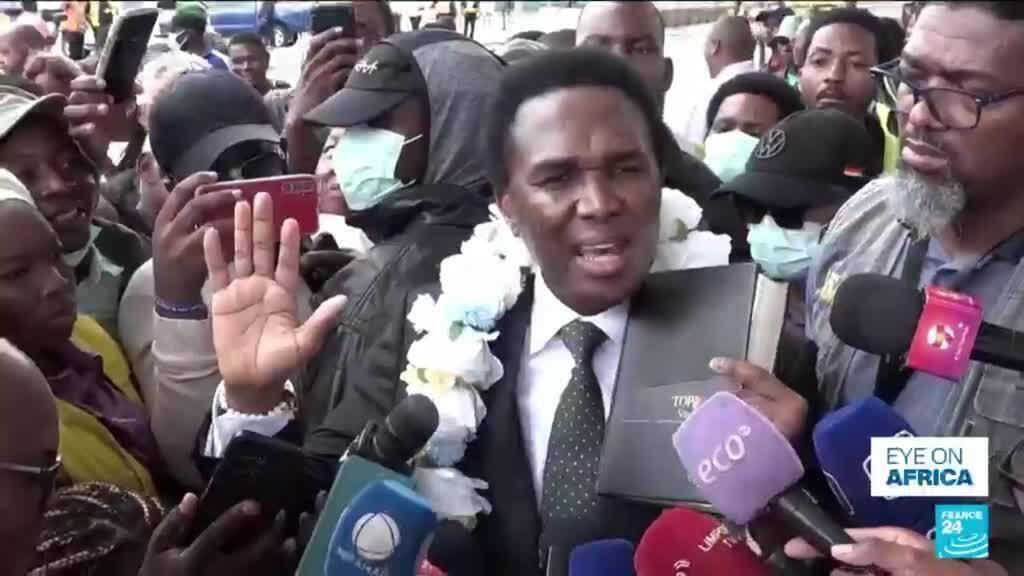 Clashes as crowds welcome Mozambique opposition leader home from exile