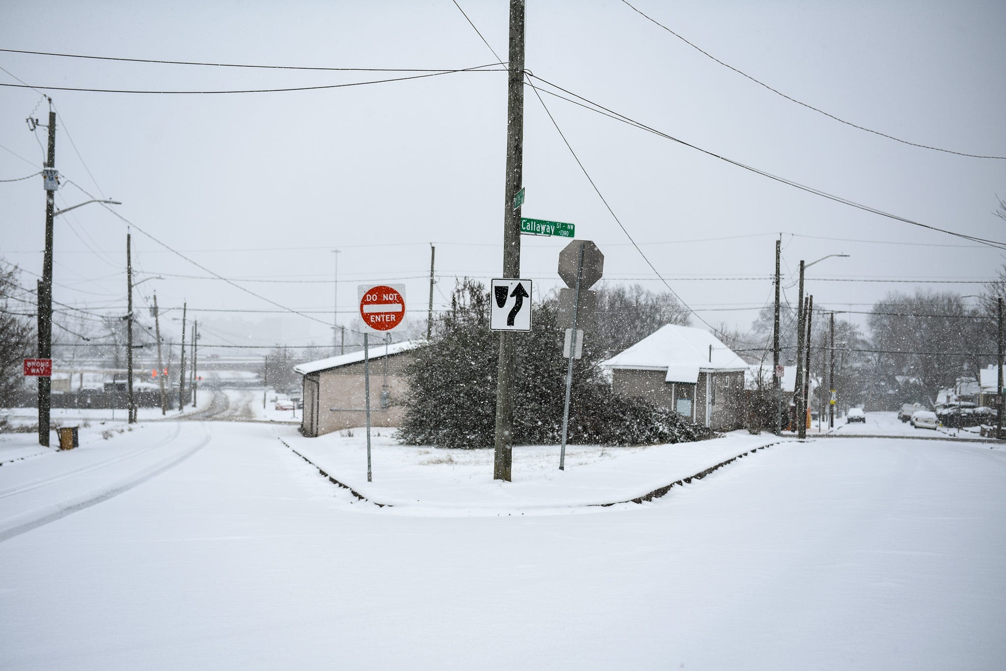 Closures and cancellations around Knoxville due to winter storm