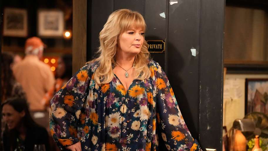 Happy's Place, Shifting Gears rerun, and more on TV tonight (Jan. 10, 2025)