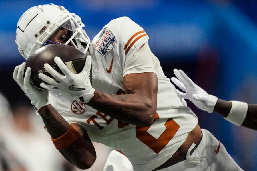 Matthew Golden declares for NFL draft after 1 year with Texas Longhorns
