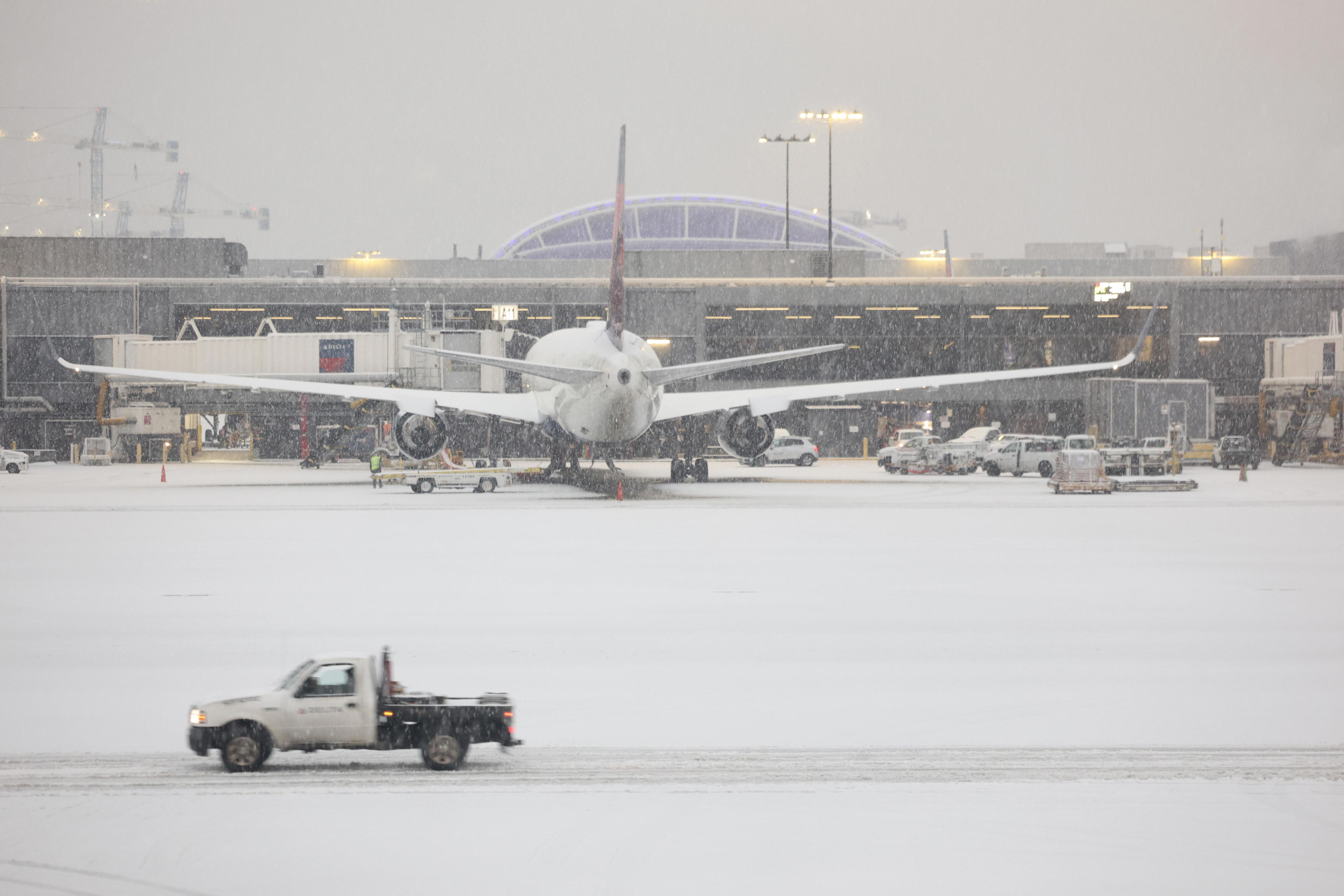 Passengers Evacuate Flight On Slides After Aborted Takeoff On Snowy Runway