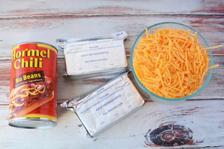 Hormel Chili with Cheese Dip Recipe