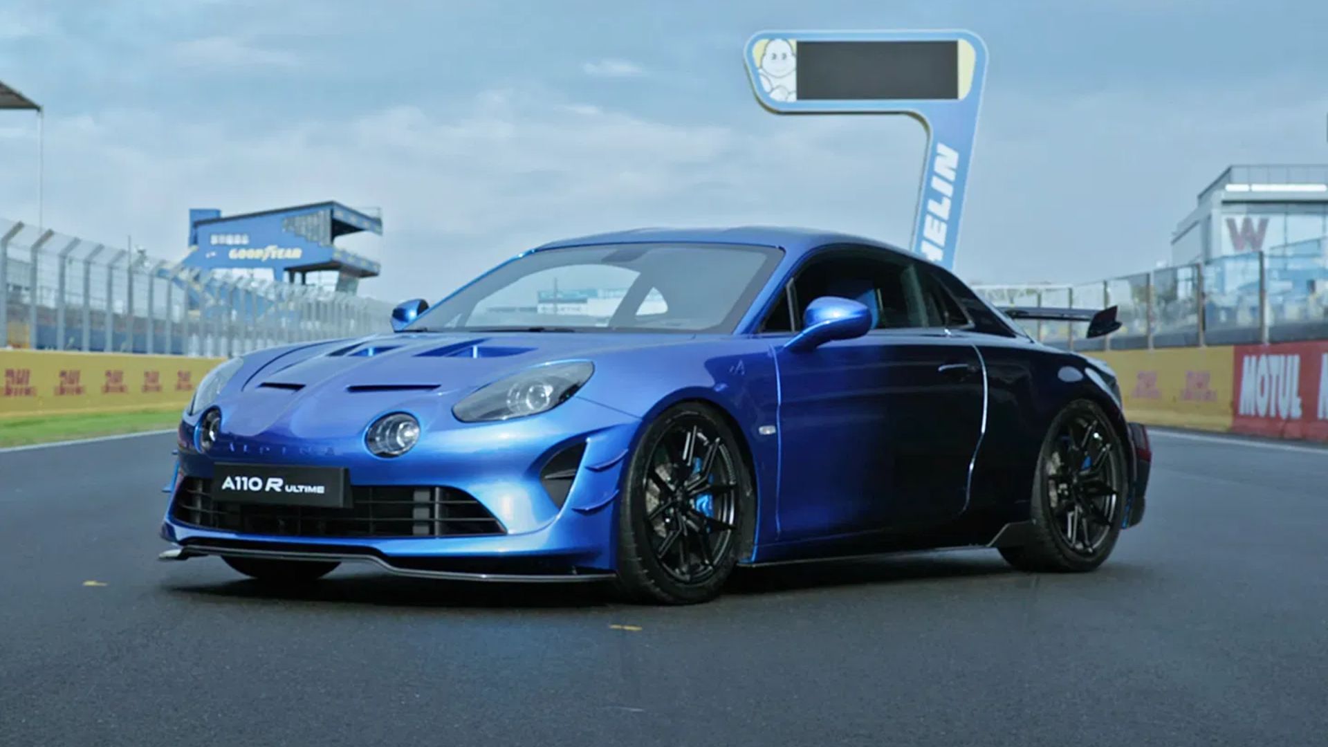 Alpine A110 R Ultime: A Lightweight Supercar Redefining Speed