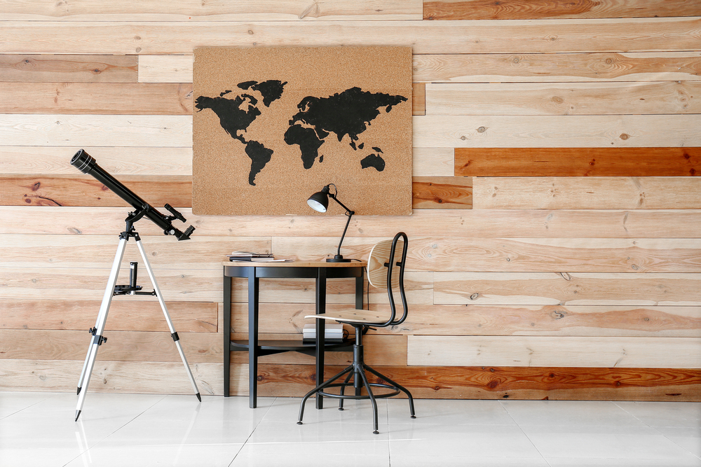 20 DIY Projects Using Vintage Maps for Personalized Décor