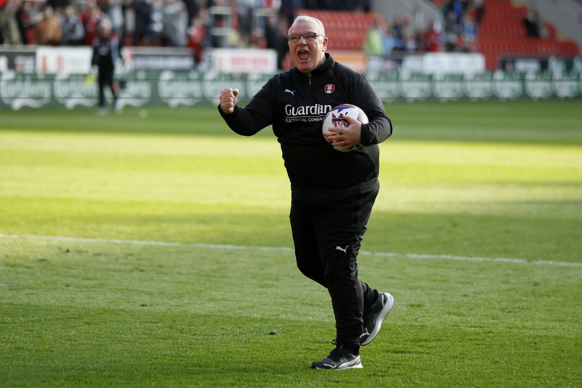 Rotherham United v Bolton Wanderers: Millers pull out stops to keep ...