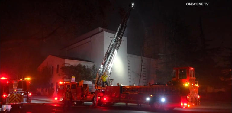 Eaton Fire 35% Contained; Concerns Wind Can Reverse Progress