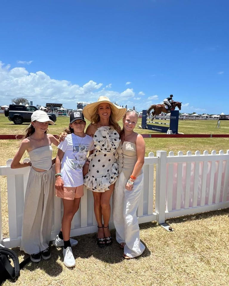 Chris Hemsworth’s daughter stands tall alongside glam model mom as they ... Chris Hemsworth’s daughter stands tall alongside glam model mom as they ...