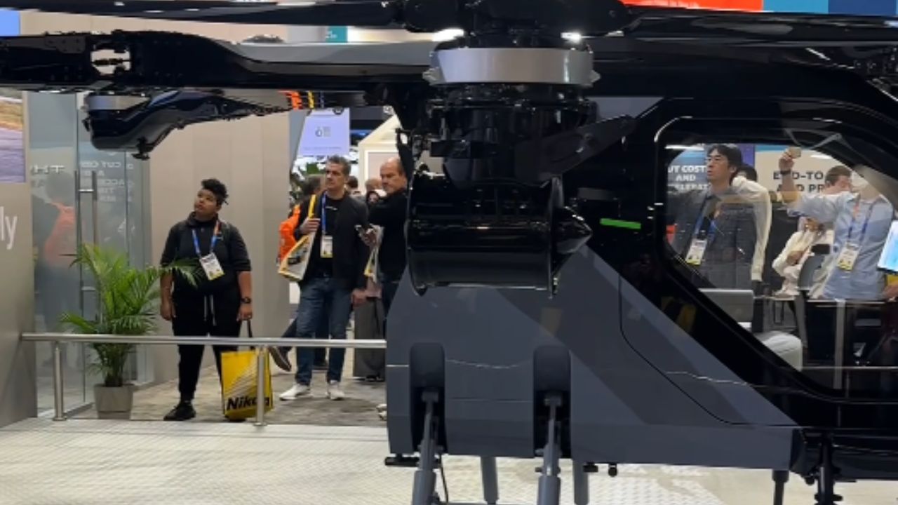 XPeng AeroHT's groundbreaking flying car steals the show at CES 2025
