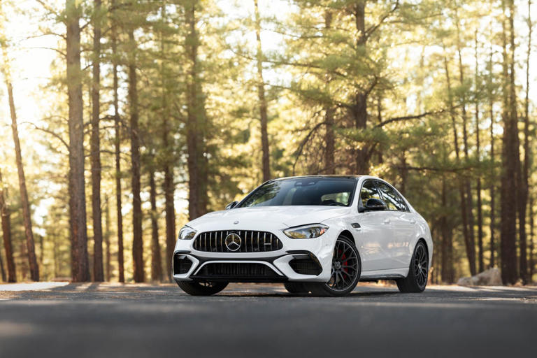 Mercedes Says V-12s and AMG V-8s Aren't Going Anywhere