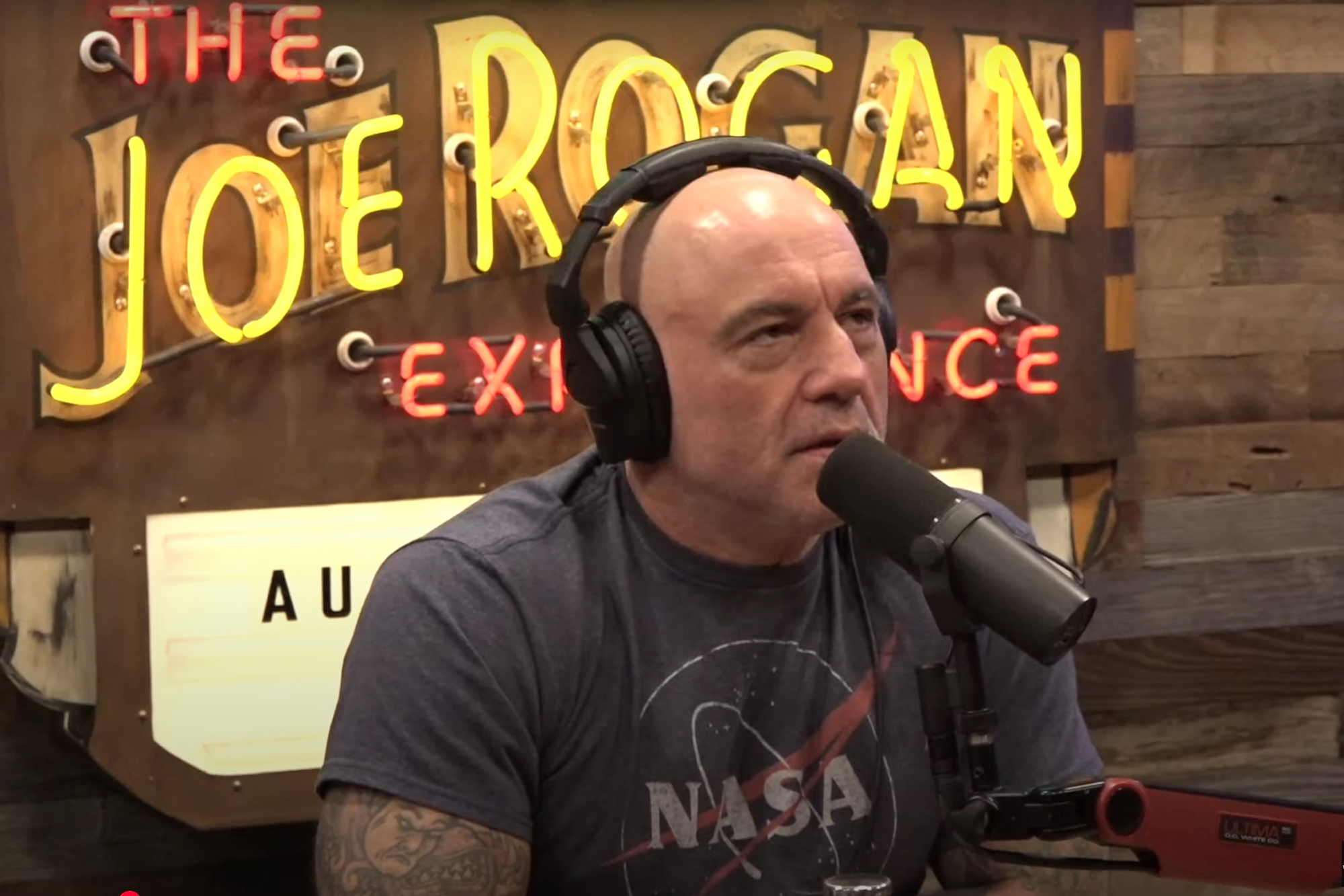 Mel Gibson’s $14.5M Malibu mansion burned down while he was filming Joe ...