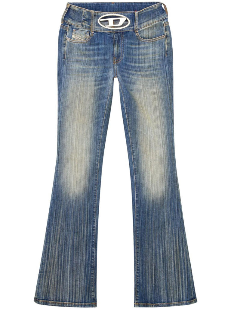 Jeans acampanados con alpargatas y blusas boho: cómo llevar la ...