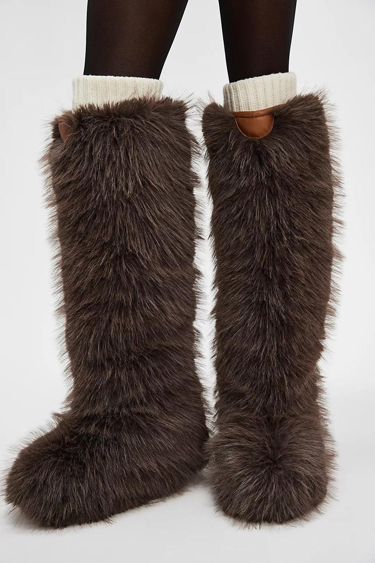 All the iconic looks Claudia's worn on The Traitors so far (and where ...