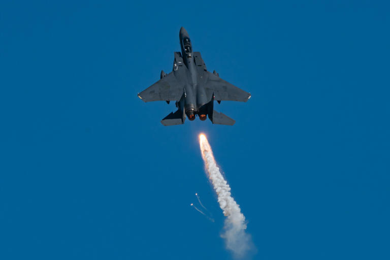 US DOD Awards Boeing $615.8 Million Contract For F-15 Eagle EPAWSS Full ...