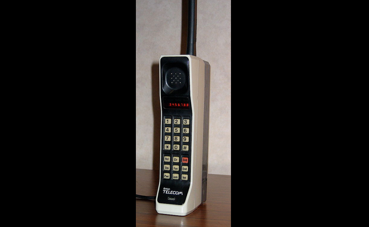 12 Pieces of 80s Technology That Today’s Kids Won’t Believe Were Real