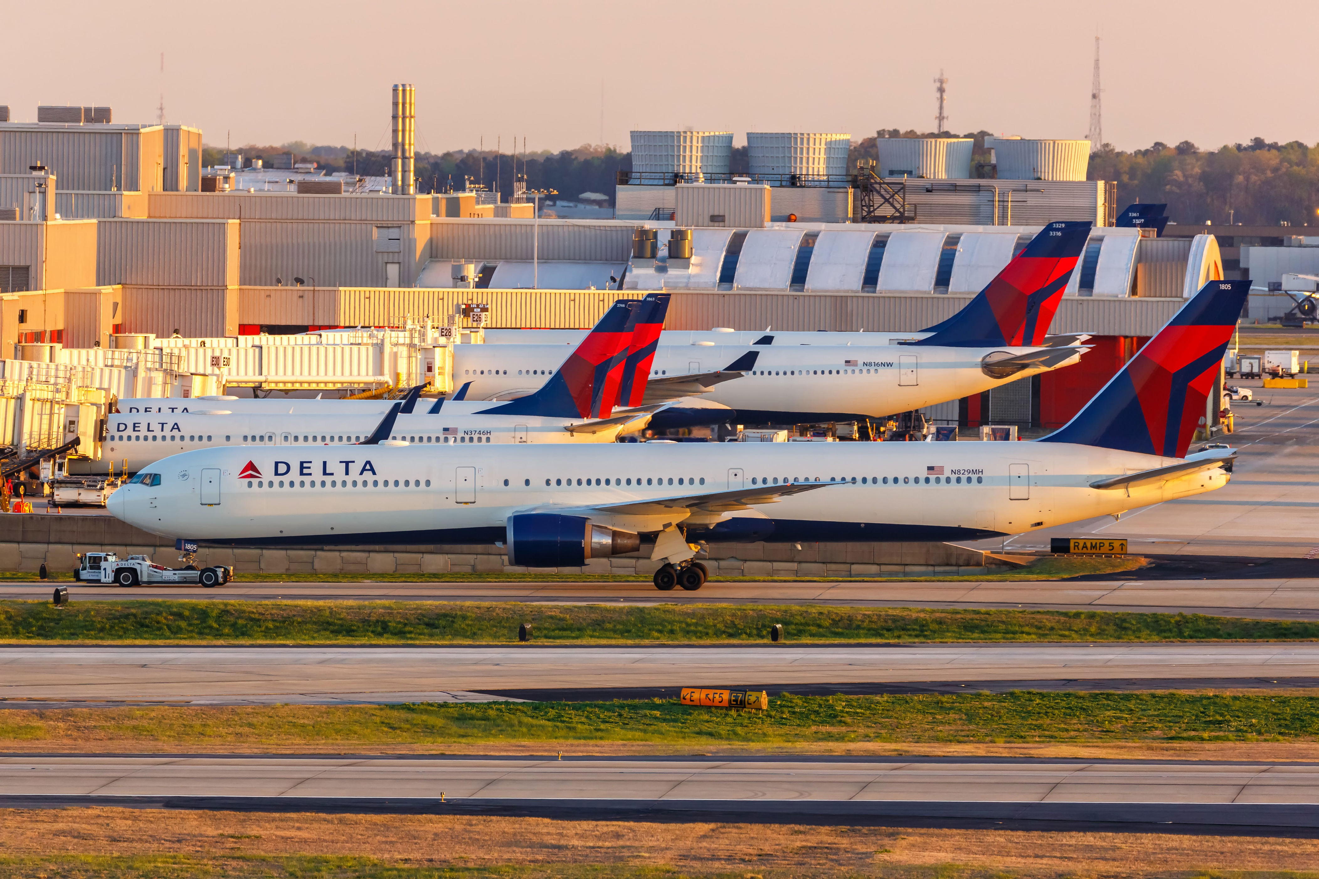 Delta Air Lines Increases Holiday Frequencies To Hawaii From 2 Hubs