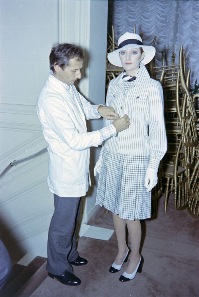 Christian Dior's Blueprint for Modern Couture Inspires the Dior Brand ...