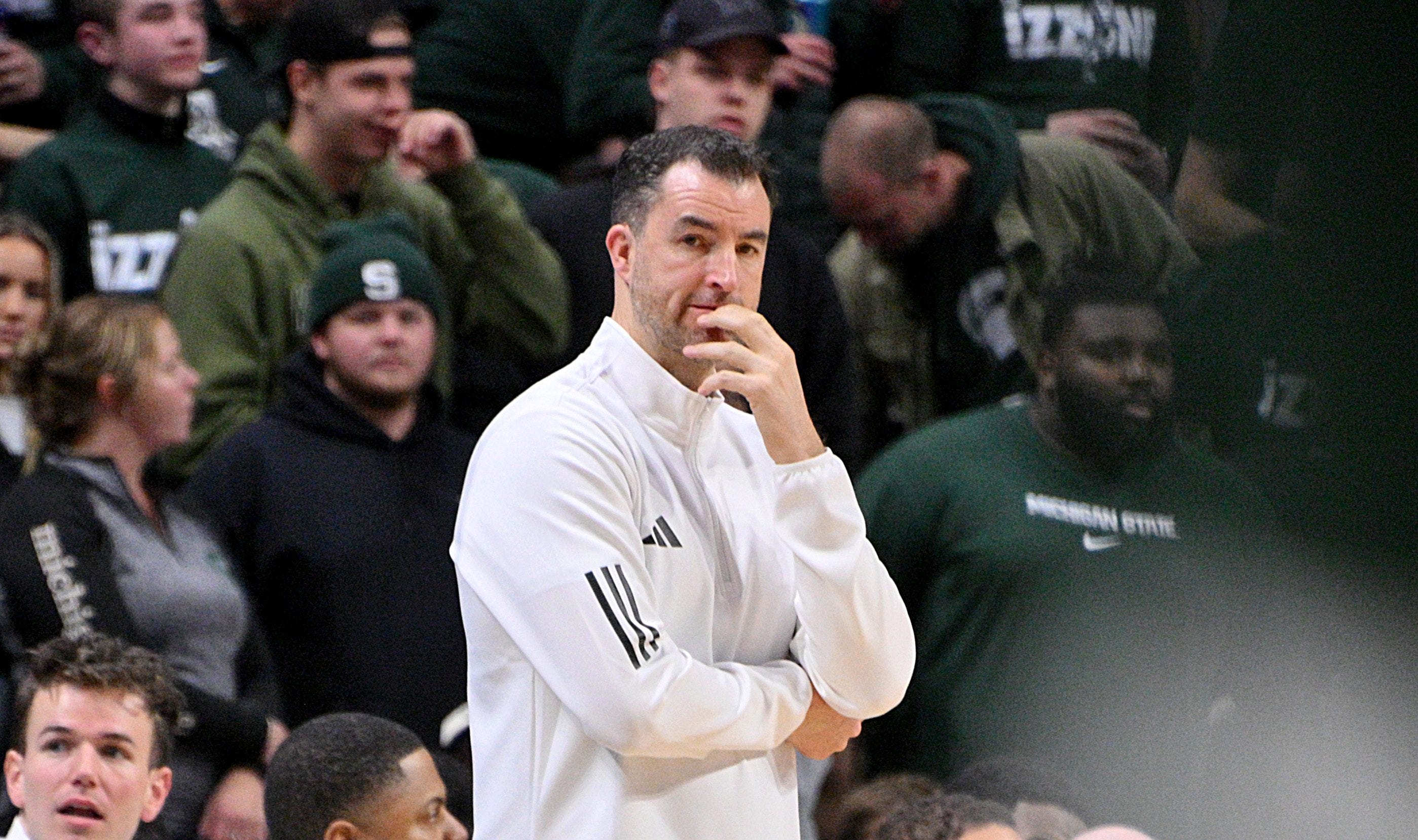 Washington HC Danny Sprinkle compliments Michigan State basketball's ...