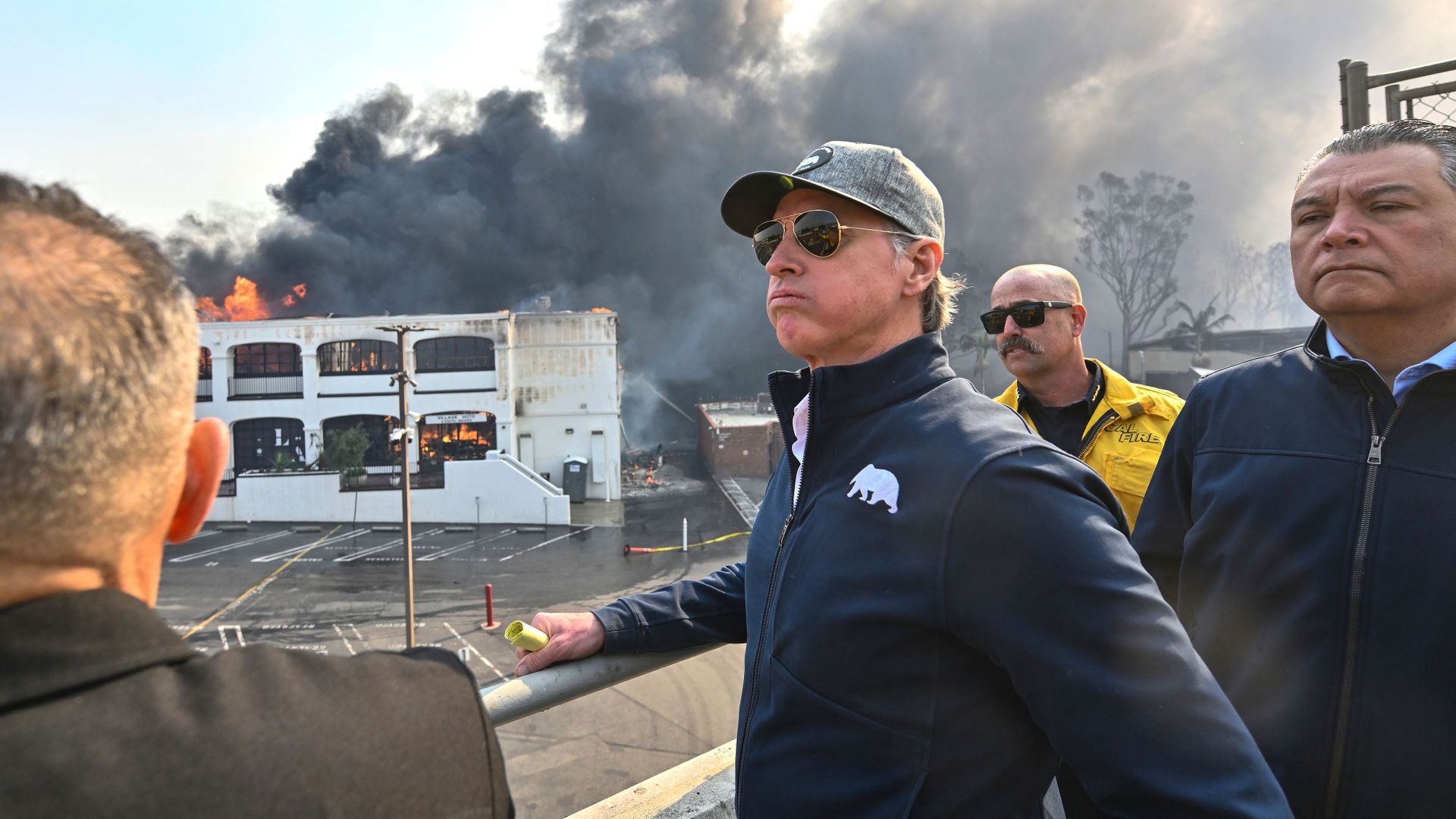 Brände in Los Angeles: Gouverneur Gavin Newsom lädt Donald Trump ins ...